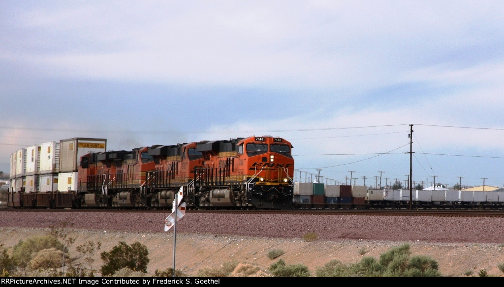 BNSF 7148